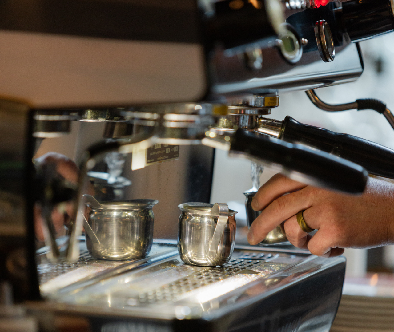 Ben Paris Photo Gallery | Downtown Seattle Restaurant